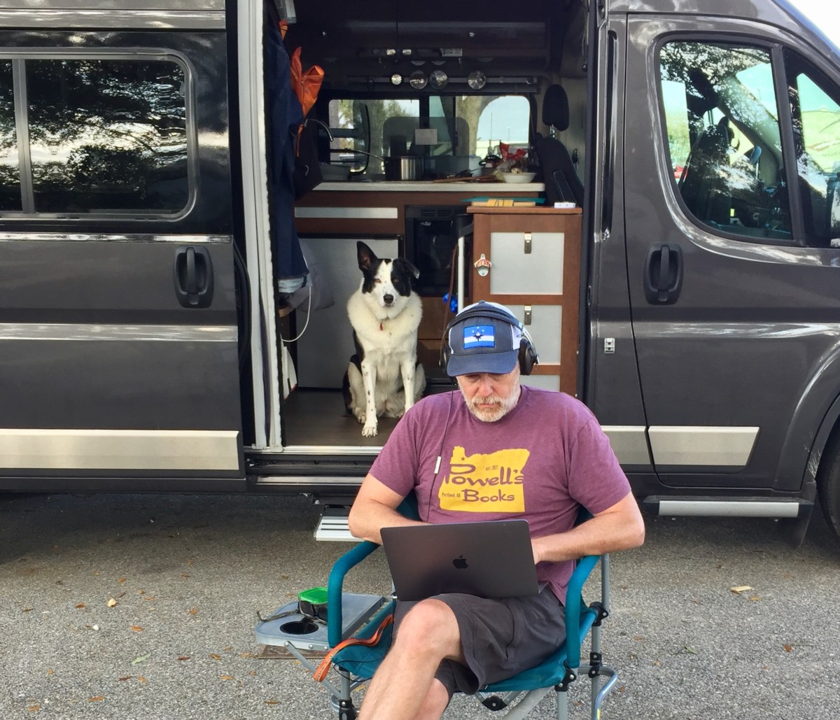 WHAT ARE WE LISTENING TO? – Something Gigantic